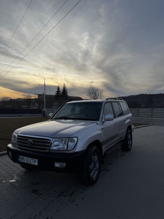 Toyota LandCruiser 100 Bistrita • OLX.ro