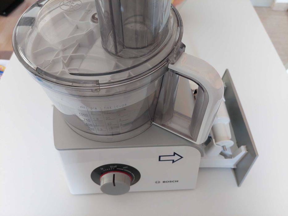 Robot de bucatarie Bosch MCM4200, 800 W, bol 1.2 l, blender 1.25 l Bucuresti Sectorul 6 • OLX.ro