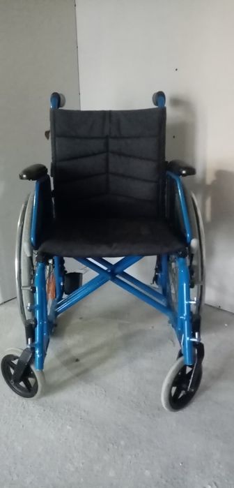 Scaun rulant dizabilități Ramnicu Valcea • OLX.ro