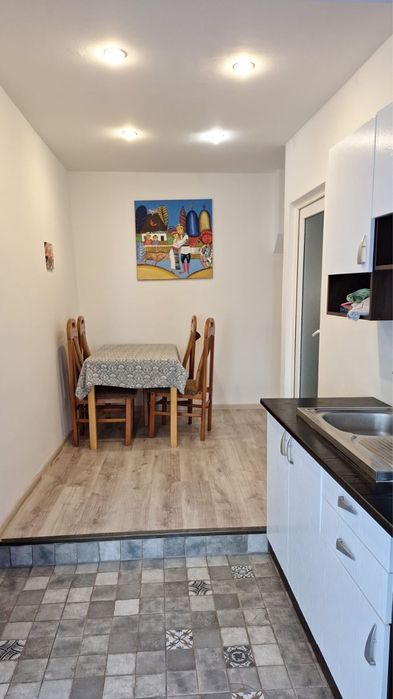 Vand garsoniera strada lunga numarul 53 - 40 mp Brasov • OLX.ro