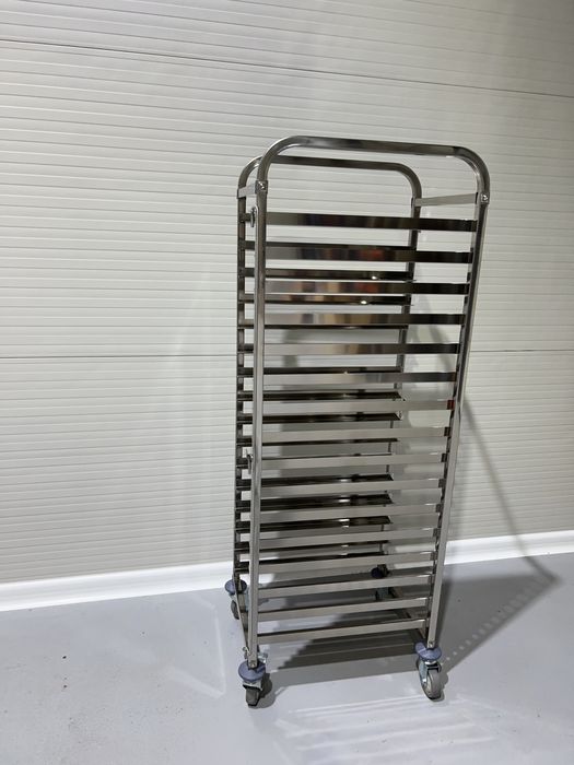 Rastel / carucior patiserie - gastronomie - 16 tavi 60 x 40 sau GN 1/1 ...