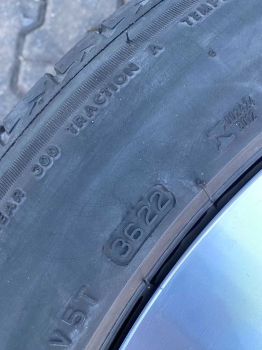 Jante Audi e-tron GE Audi Q8 etron Anvelope Vara Bridgestone 255 50 20 ...