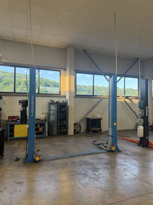 Подемник 4000 килограма гр. Велико Търново Промишлена зона - Запад • OLX.bg