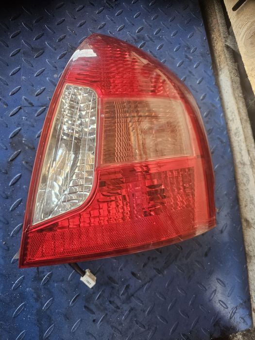 Stop st dr Hyundai Accent 2006-2009 Darasti-Ilfov • OLX.ro