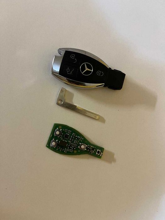Chei Mercedes cgdi Bacau • OLX.ro
