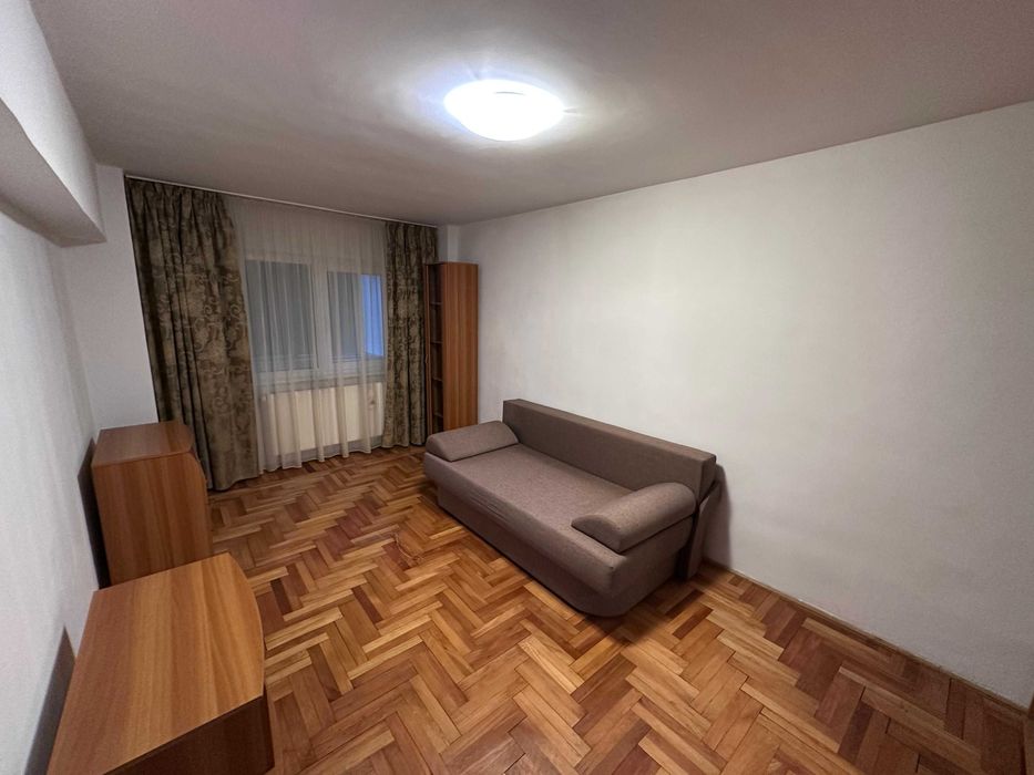 Proprietar Brasov, 2 decomandate la vanzare in Avantgarden, 108000 euro