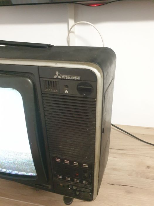 Tv tub color Mitsubishi cp 147G vintage 1978 televizor colecție Bacau • OLX.ro