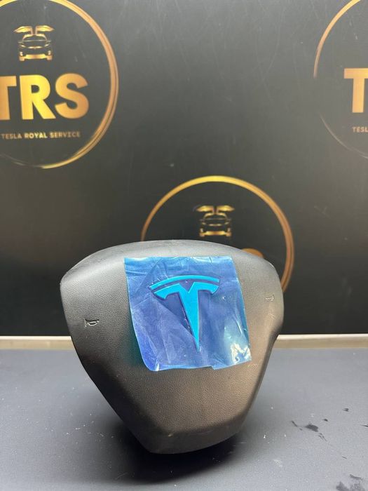 Airbag за Tesla model Y/3 гр. София Република • OLX.bg