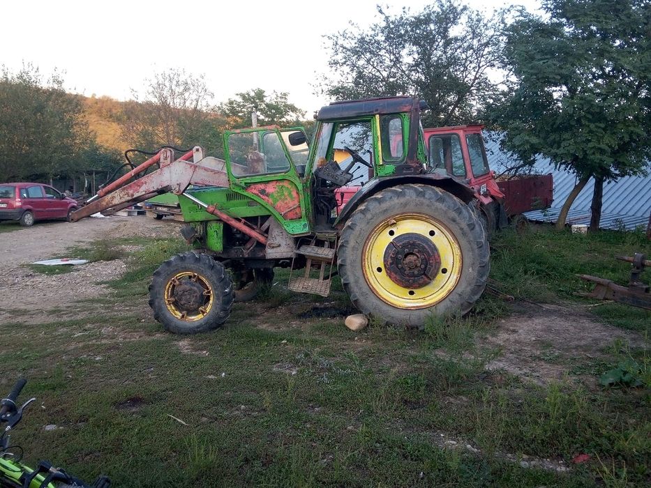 Vand tractor Belarus 82 Tarata • OLX.ro