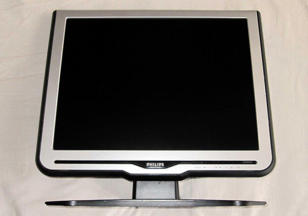 Монитор PHILIPS 170C7F - LCD monitor - 17" гр. София Младост 3 • OLX.bg