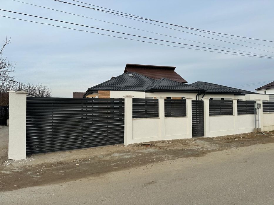 Vand casa zona Selgros,Damila,Capsunarie Craiova • OLX.ro
