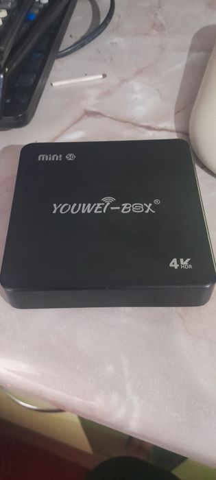 Youwei box smart box: 250 000 сум - Аксессуары для ТВ/Видеотехники Каттакурган на Olx