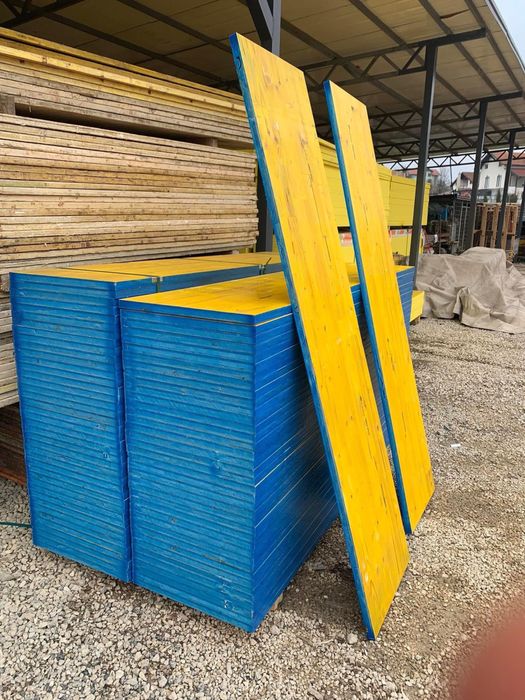 Placa galbena tip doka placa cofrare paneli cofraje doka Oradea • OLX.ro