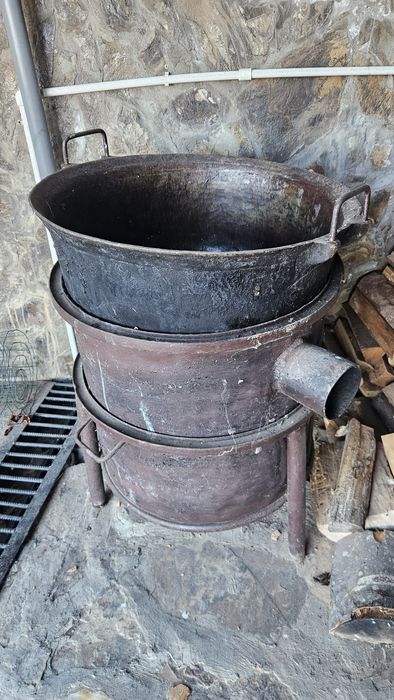 Ceaun fonta Tuci Oradea • OLX.ro