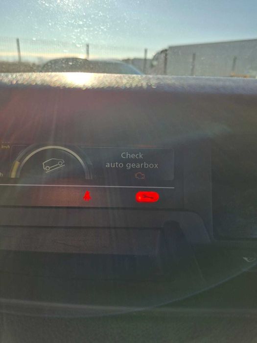 Renault Scenic 2015- cutie automata defecta Baicoi • OLX.ro