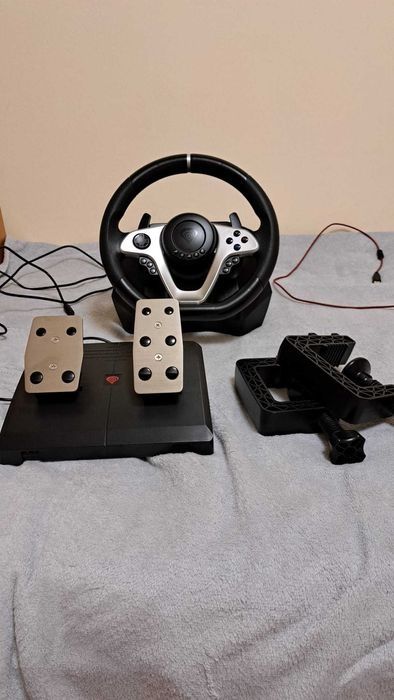 Volan Genesis Seaborg 400 rotatie 900° Targoviste • OLX.ro