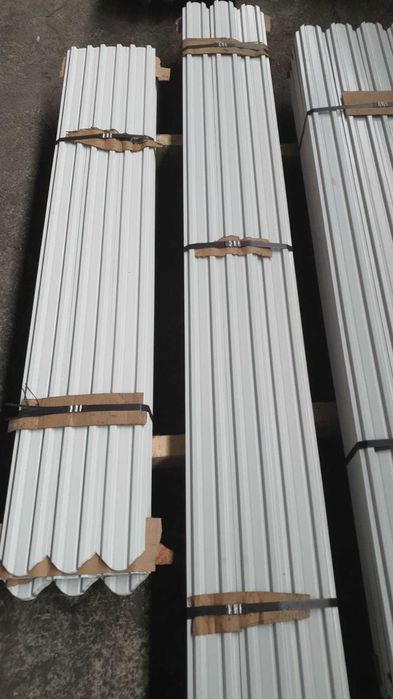 Vand sipca gard metalica (uluca) Slatina • OLX.ro