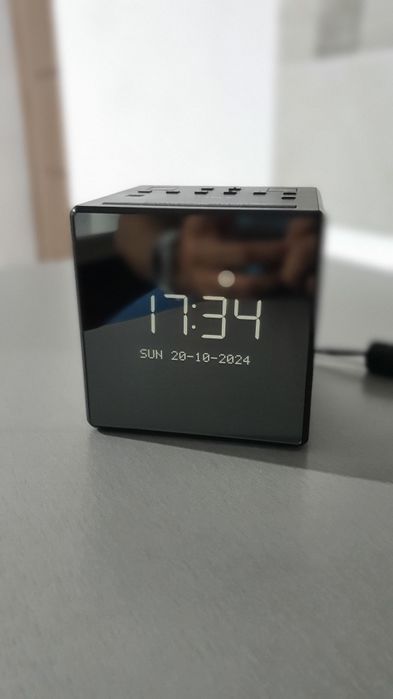 Radio cu ceas Sony XDR-C1DBP Jibou • OLX.ro