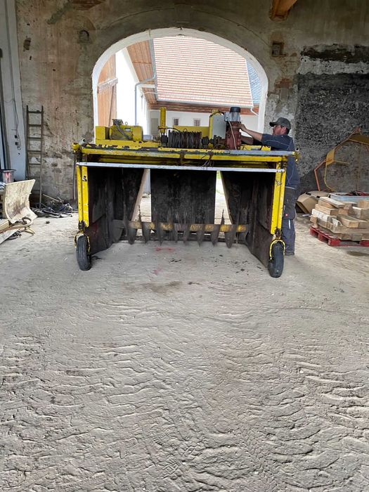 Utilaj aerator compost Backhus KOMPOmat I electric cu autopropulsare ...