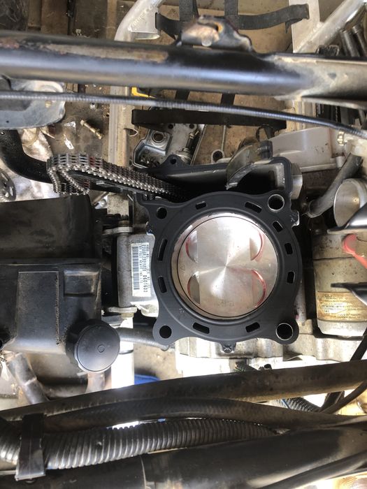 Polaris predator 500cc Targu Jiu • OLX.ro