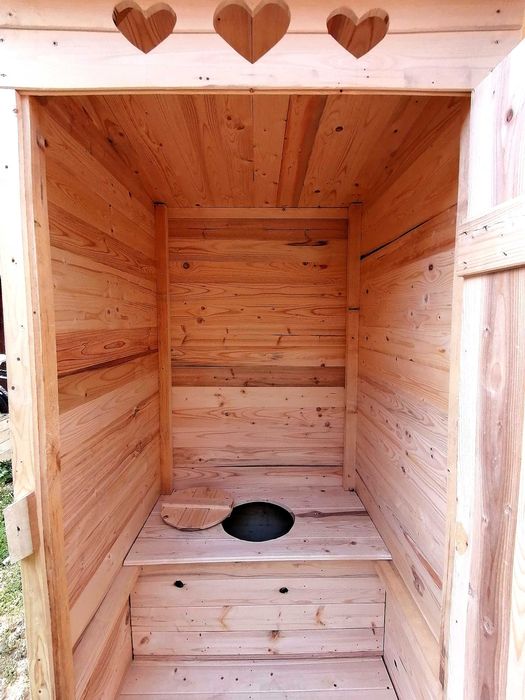 Wc de gradina Ofer transport contracost in Jud Mureș Panet • OLX.ro