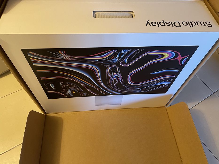 Monitor Apple Studio Display - EMAG factura + garantie 13 luni ...