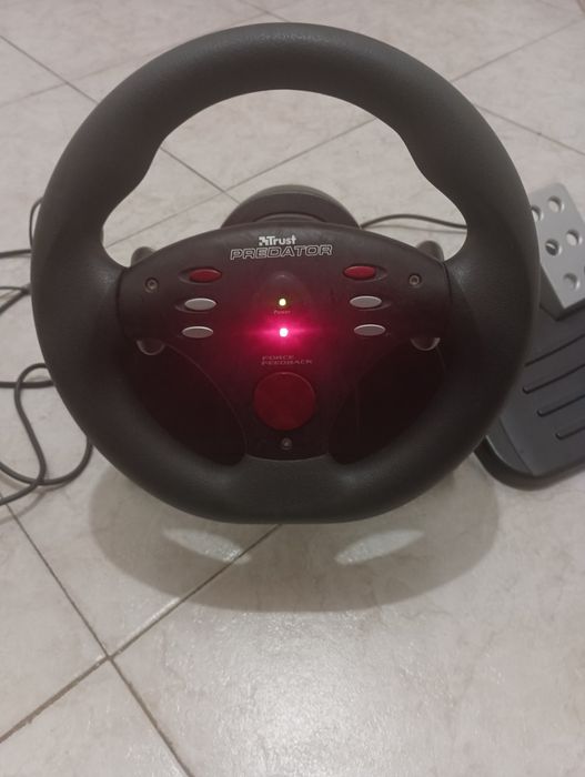 Кормило Trust Predator гр. София Люлин 1 • OLX.bg