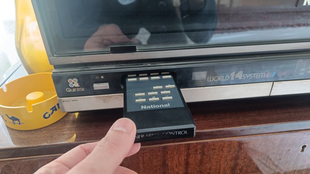 Ретро National TC-Al2600 Quintrix World 14 system винтидж телевизор тв ...