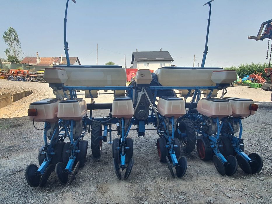 Semanatoare de porumb monosem pe disc discuri 6 randuri telescopica ...