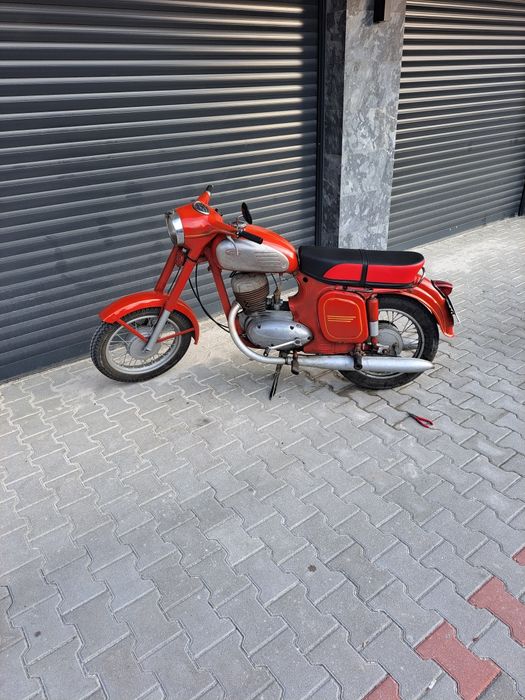 Ява 250 модел559 гр. Пловдив Въстанически • OLX.bg