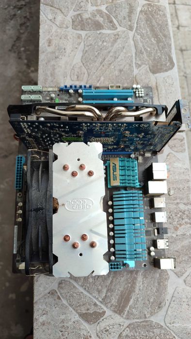 Компютър, Дъно + рам + процесор + видео карта Fx8150 gtx560ti гр ...