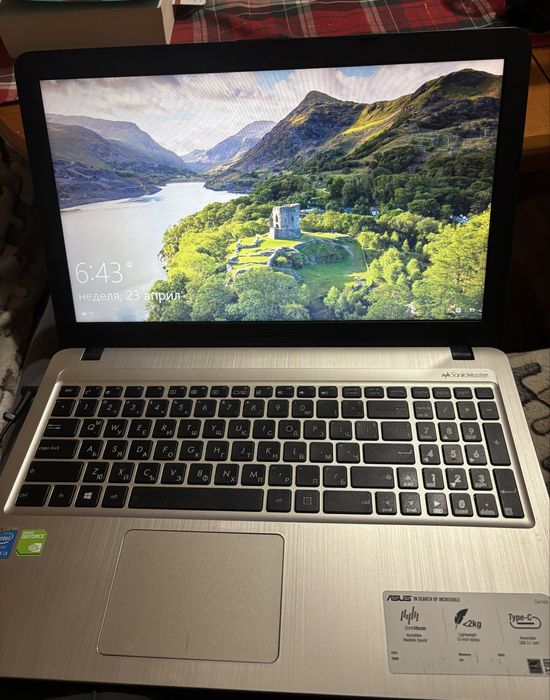 Лаптоп Asus x540L гр. Стара Загора Аязмото • OLX.bg