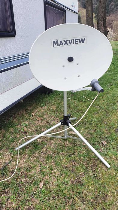 Antena satelit parabolica Maxview , cu trepied aluminiu , LNB si cablu Tarcau • OLX.ro