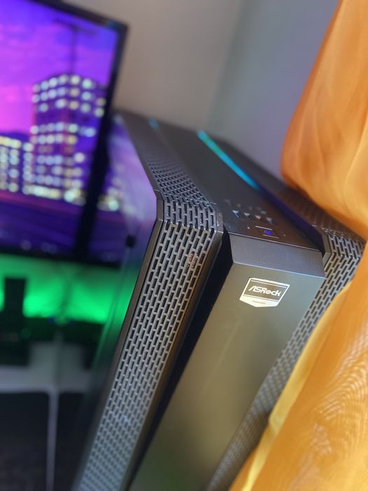 PC GAMING Ryzen 9 PRO 3900 | RX 5700 XT | 32gb RAM Sibiu • OLX.ro