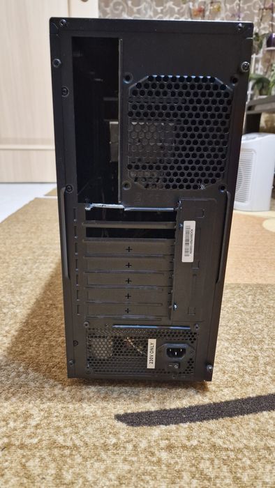 Компютърна кутия Cooler Master K280 к.к. Слънчев ден • OLX.bg