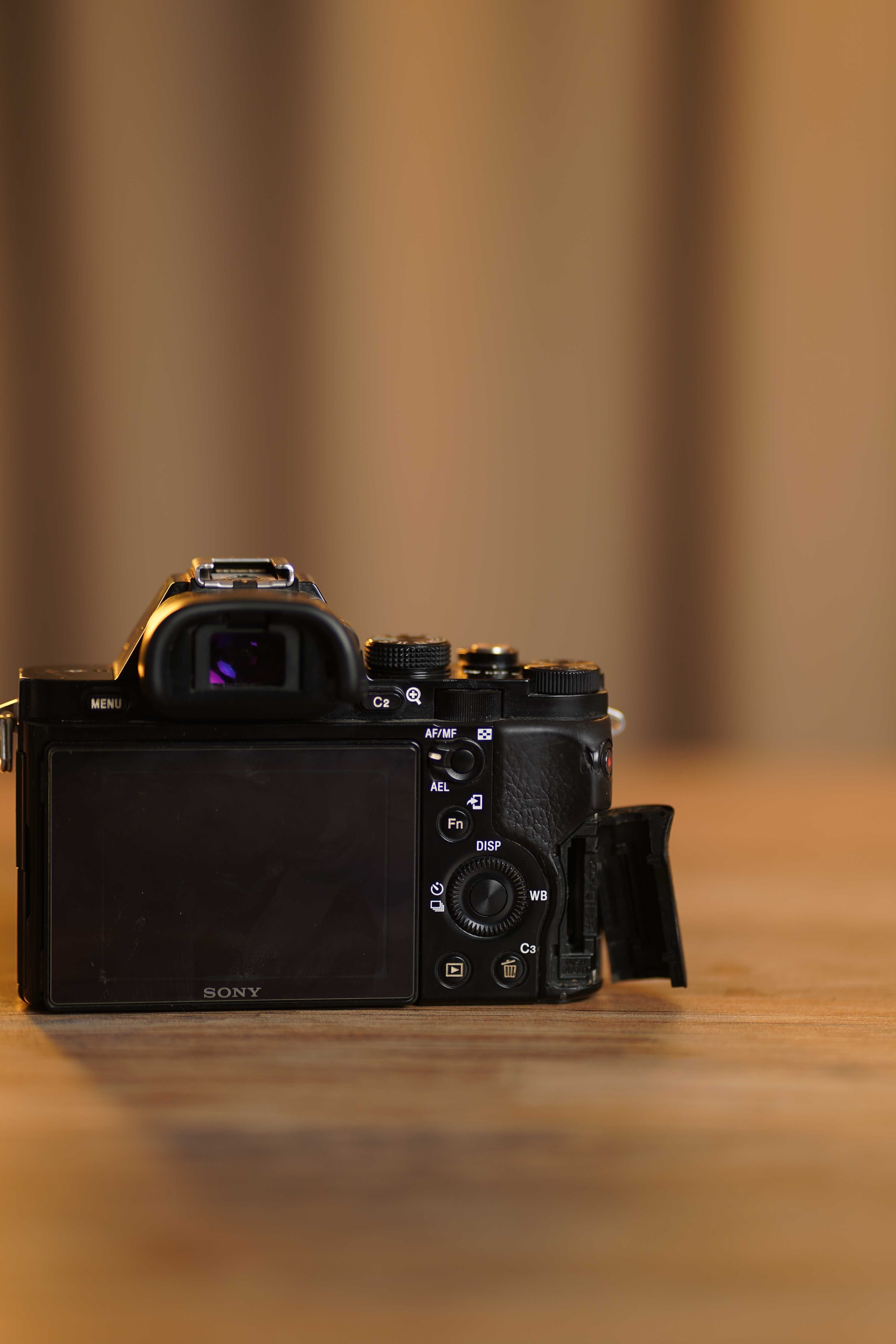 Фотоаппарат Sony Alpha A7 / ILCE-7 / Полный кадр FullFrame Беззеркалка ...