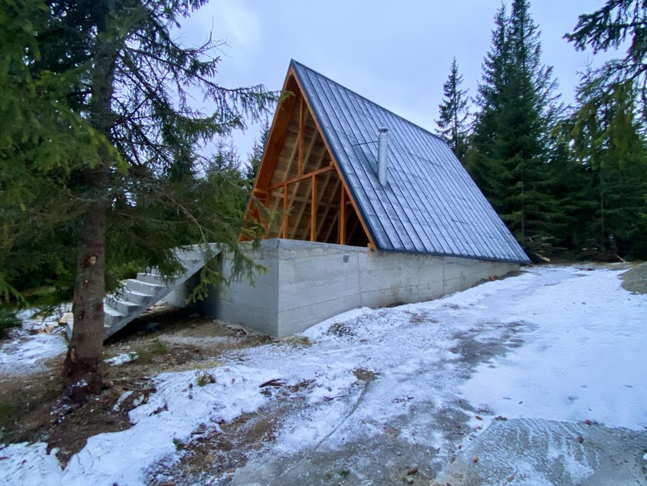 Vand cabana BUSCAT / Baisoara Cluj-Napoca • OLX.ro