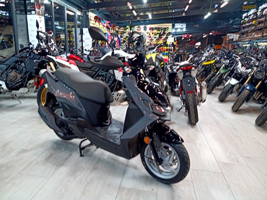 Scuter SYM Jet4 RX 125cc nou-se conduce cu B- stoc EST BIKE Campina ...