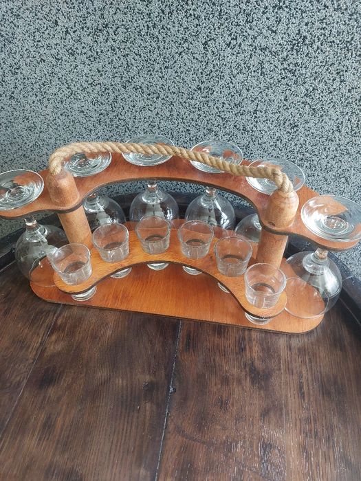 Butoi bar rustic cu 2 usi din stejar (butoi original) Idrifaia • OLX.ro