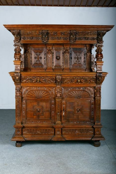 Mobila Baroque Bufet Vintage / Franta secolul XVII-lea/ datare: 1663 ...