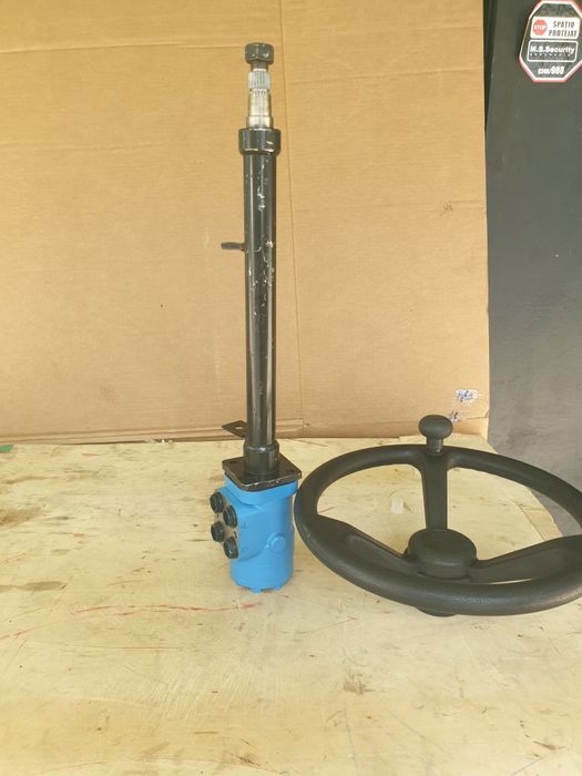 Servodirectie U445 cu pompa danfoss Pitesti • OLX.ro