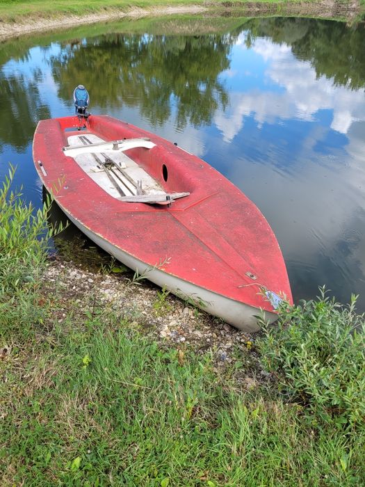 Vind barca si hidrobicicleta Ciumbrud • OLX.ro