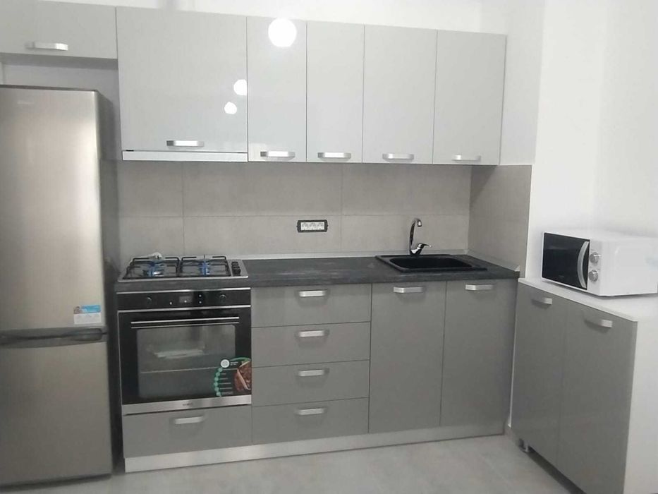Proprietar inchiriez apartament cu doua camere Arad • OLX.ro