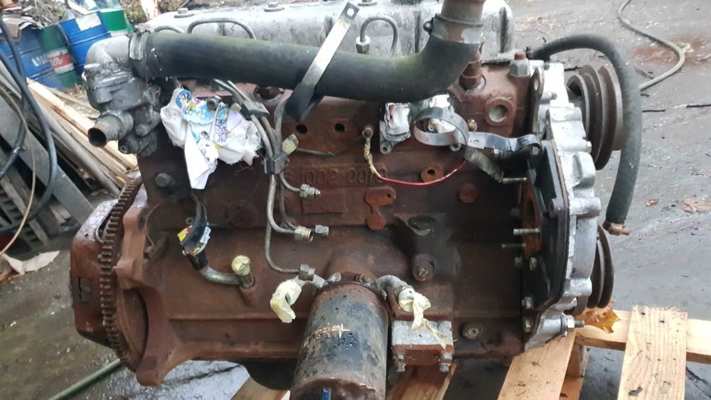 Vand motor Aro Campulung cu turbo TDX-28 Brasov • OLX.ro