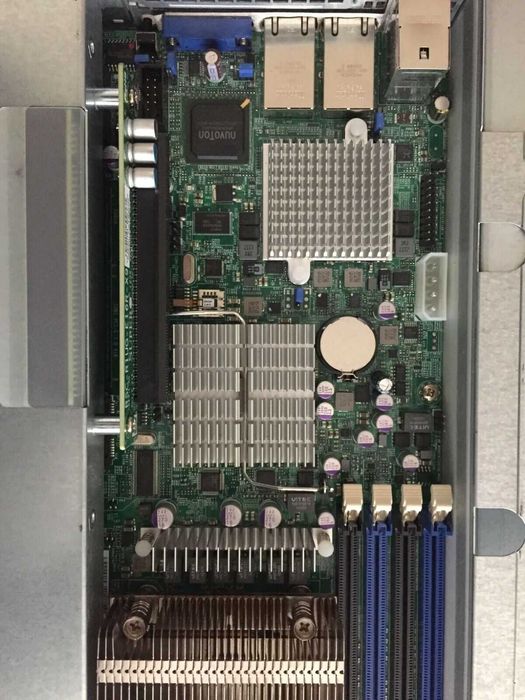 Supermicro 1U 3x GPU 128GB сървър за рендериране, видео стрийминг, AI ...