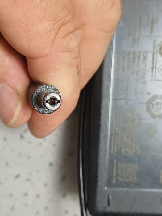 Incarcator alimentator JBL 24v 2,7 A. Este testat Timisoara • OLX.ro