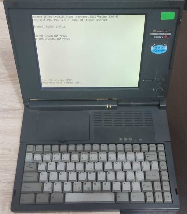 Ретро лаптоп Bondwell 486NC от 1992 година CPU 486SLC 33MHz 210MB HDD ...