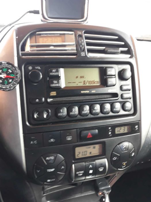 Toyota RAV 4 2000 diesel Timisoara • OLX.ro