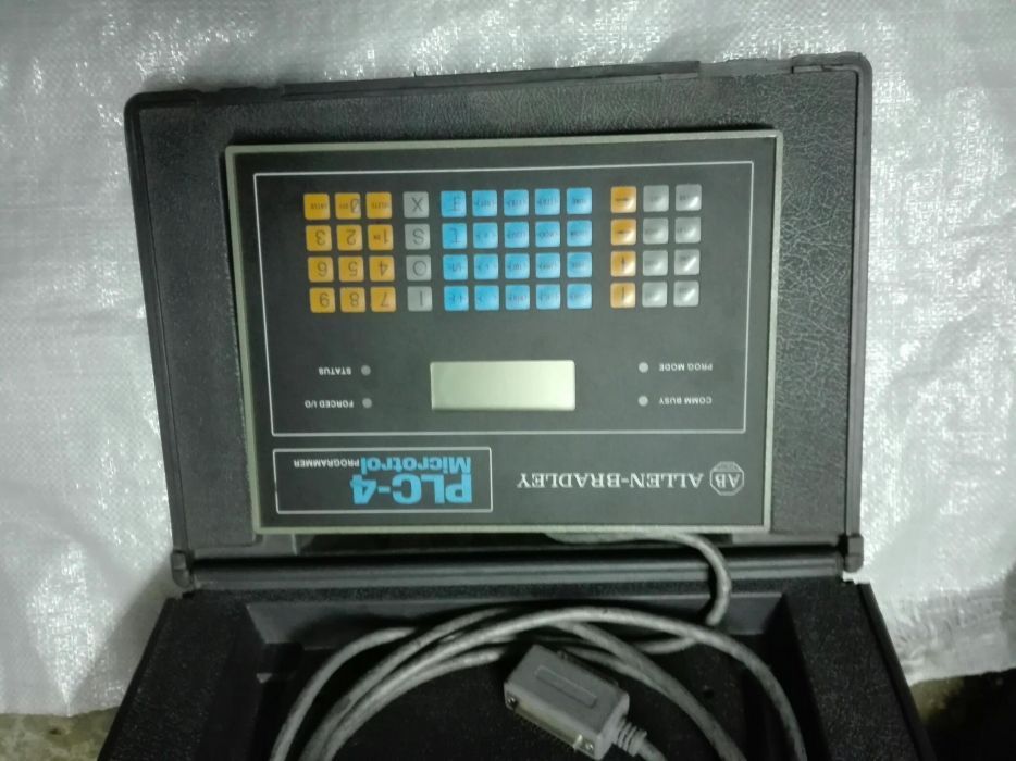 Microcontroler programabil ALLEN BRADLEY compact Block I/o Iasi • OLX.ro