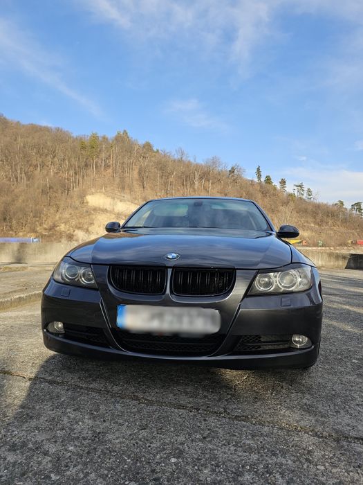 Bmw e90 320d m47 Ramnicu Valcea • OLX.ro